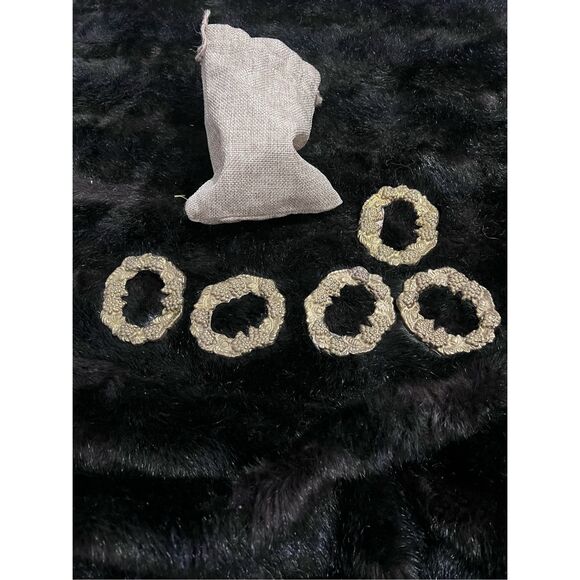 Pier 1 | Kitchen | Vintage Brass Napkin Rings Set Of 5 Grape Vine Cast ...